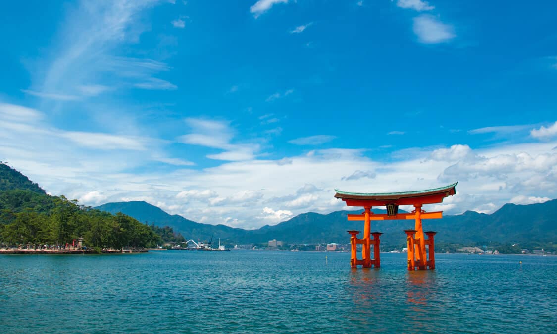 Chugoku travel guide with information on popular sightseeing ...