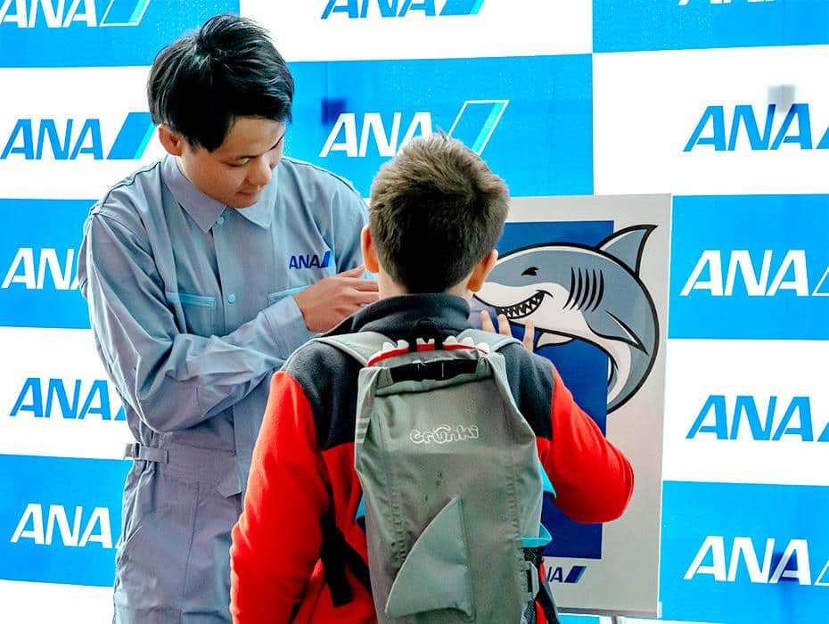 ANA／航空会社のSDGsへの取り組み | アジアで初！リブレット加工フィルム実装旅客機就航 | ANA Future Promise | ANAからのお知らせ | ANA