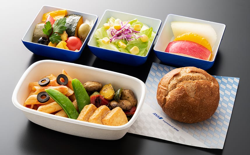 Vegetarian Meals | In-Flight Dining/ Drinks | Travel Information | ANA