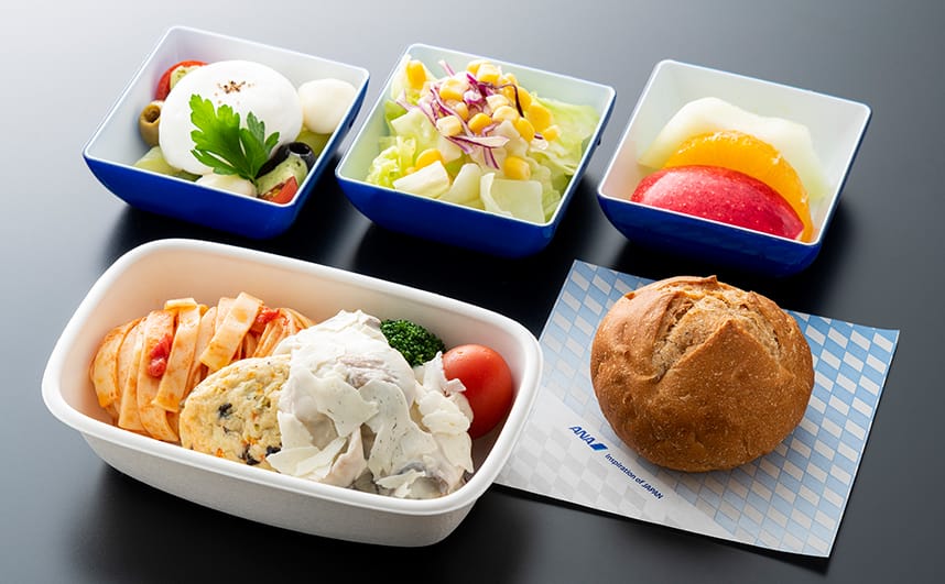 Vegetarian Meals | In-Flight Dining/ Drinks | Travel Information | ANA