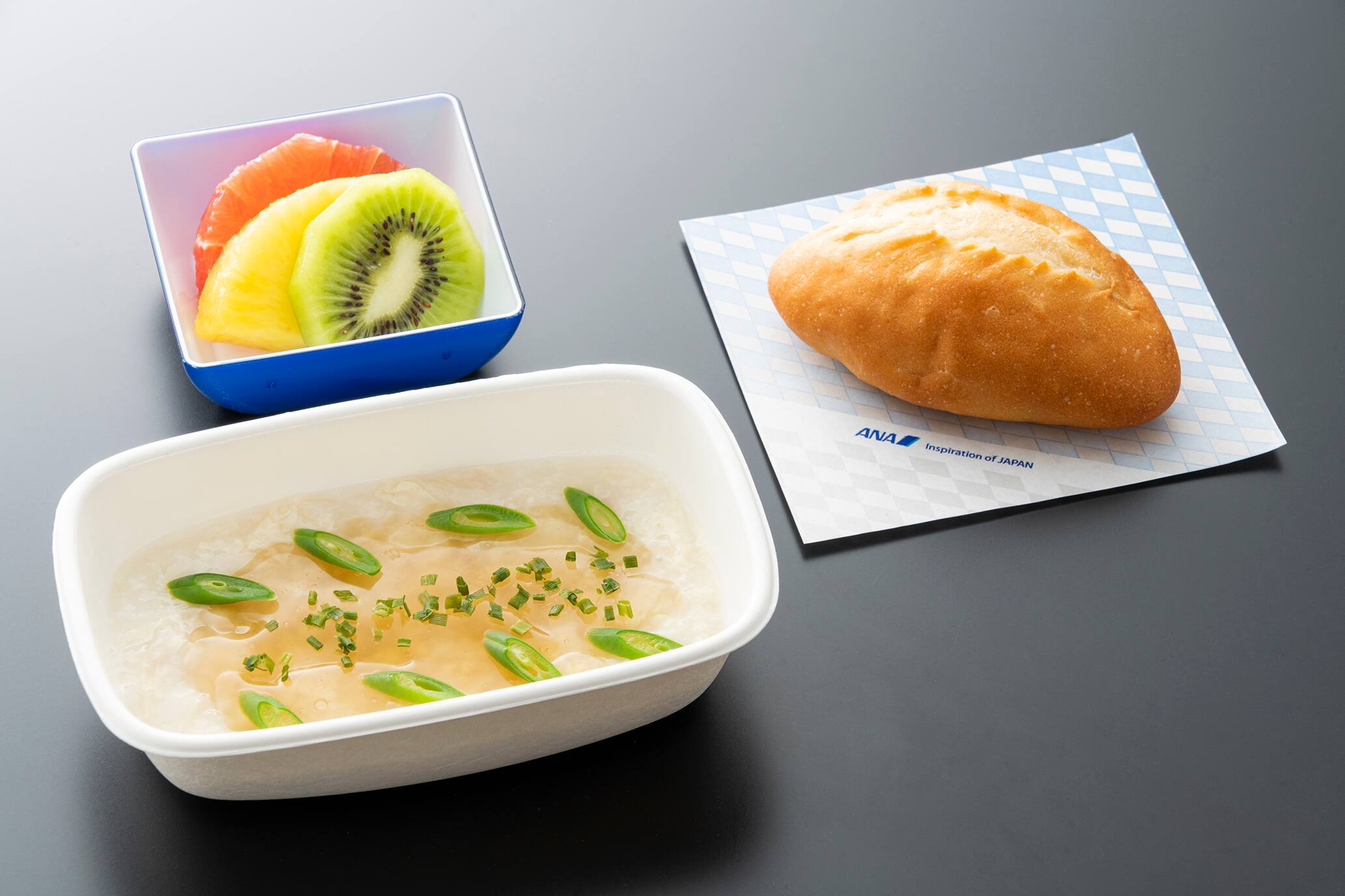Vegetarian Meals | In-Flight Dining/ Drinks | Travel Information | ANA
