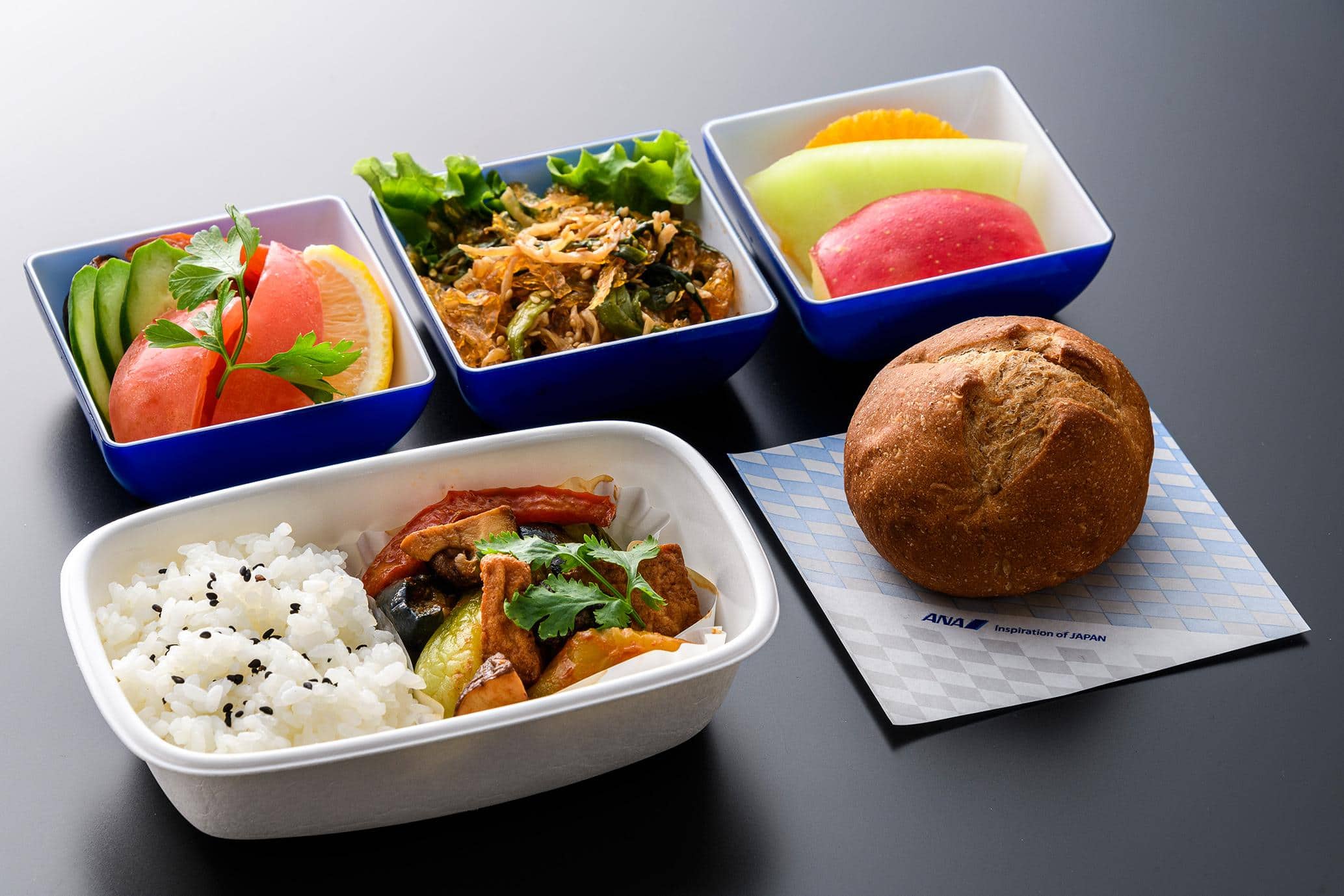 Vegetarian Meals | In-Flight Dining/ Drinks | Travel Information | ANA